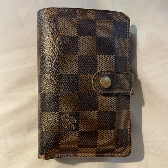 Louis Vuitton | Bags | Louis Vuitton Wallet | Poshmark